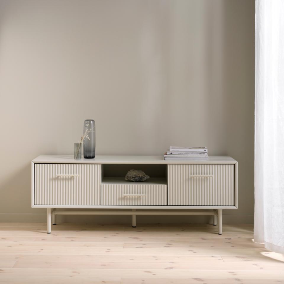 Palma TV-Bord Greige 140 cm | 2 Døre | 1 Skuffe | FSC